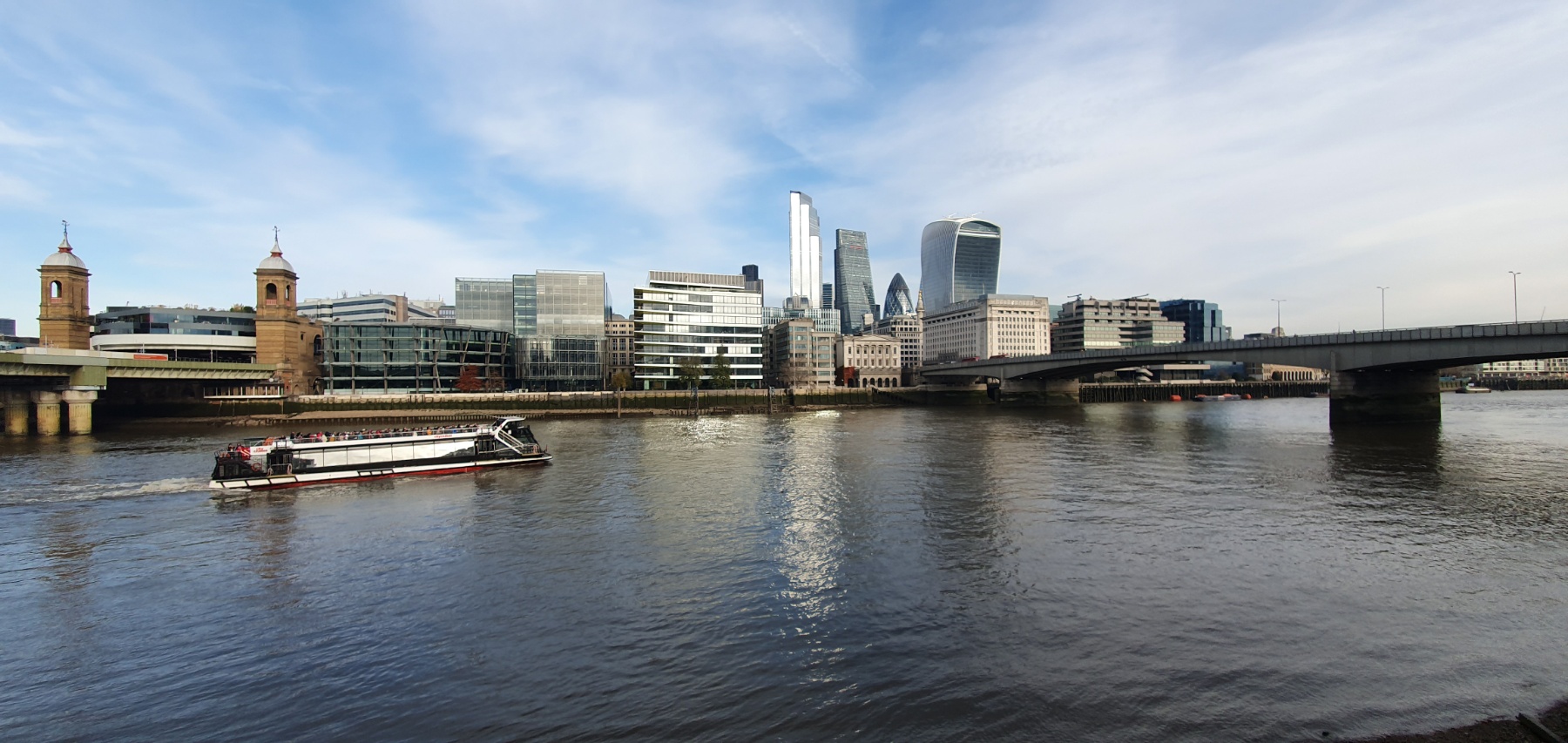 London Bridge - London (English)