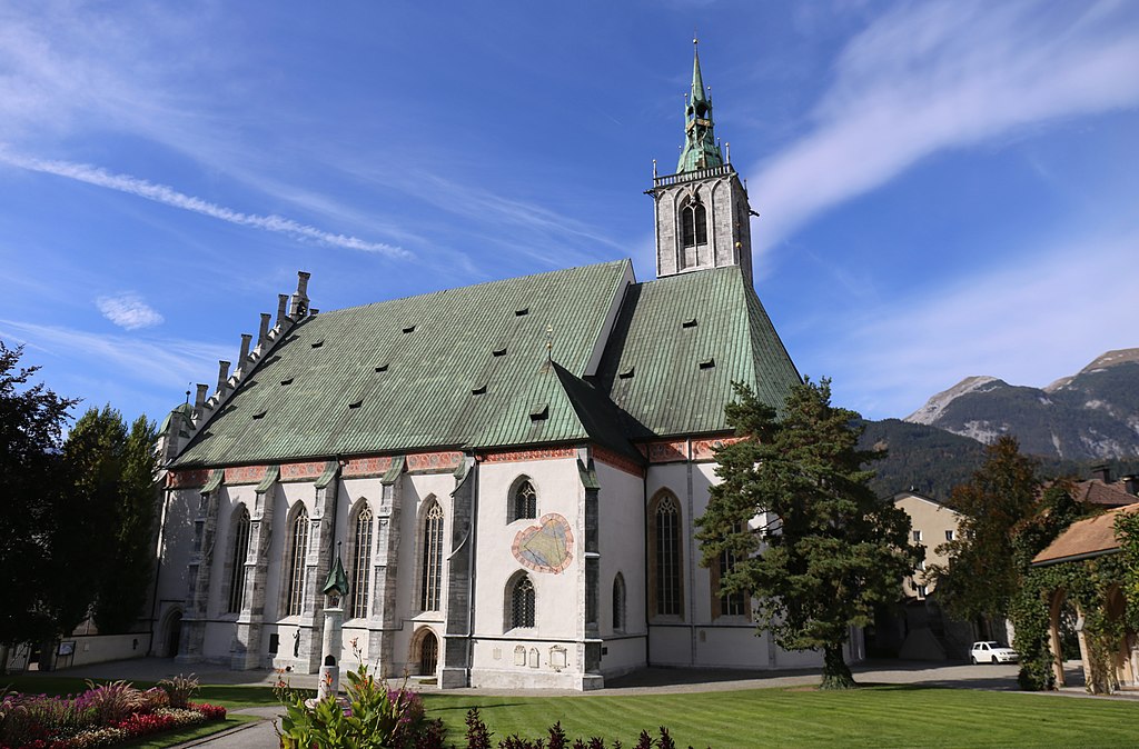Kathol. Stadtpfarrkirche St. Mariä Himmelfahrt - Schwaz