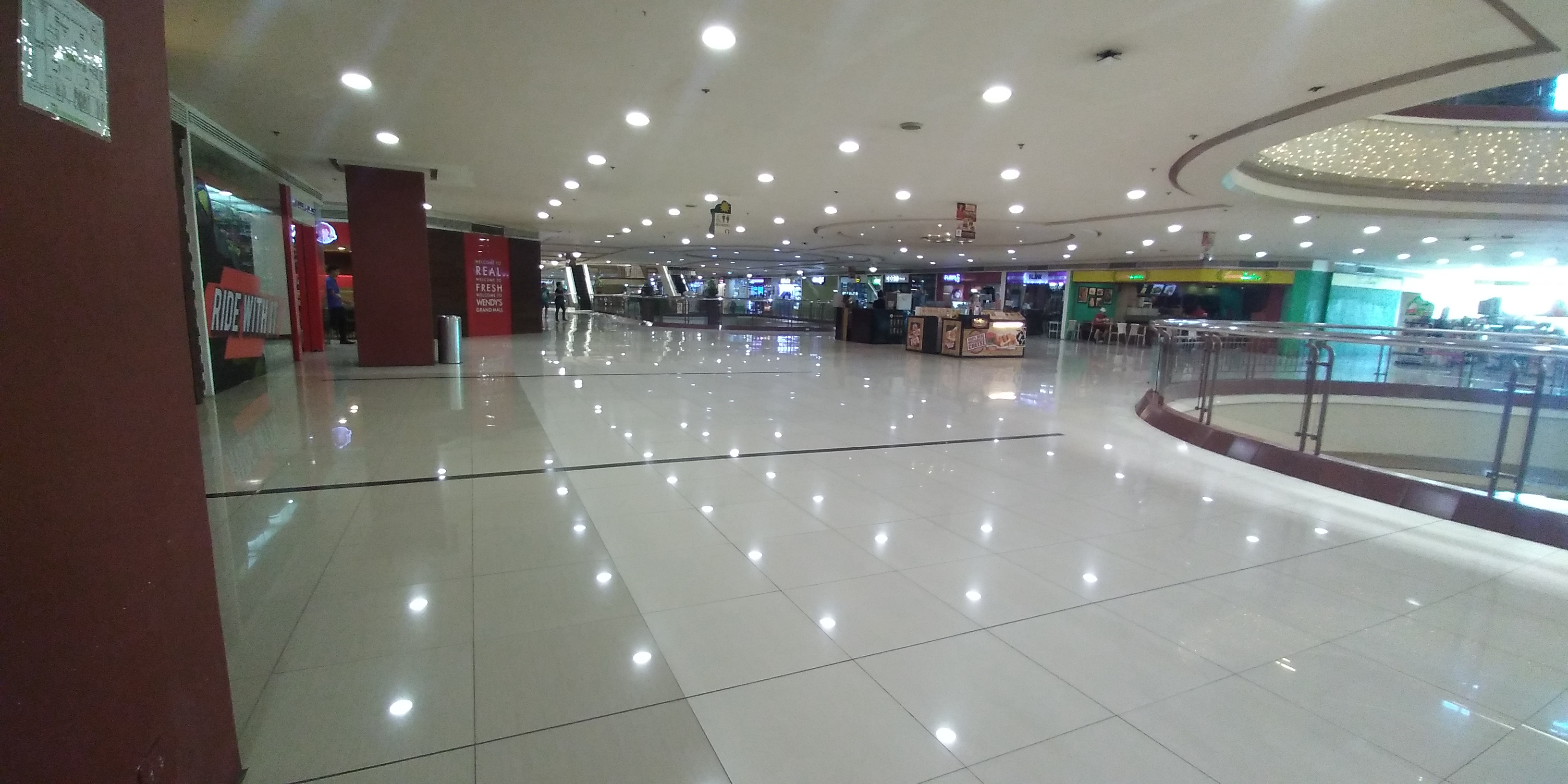 Santa Lucia East Grand Mall - Cainta