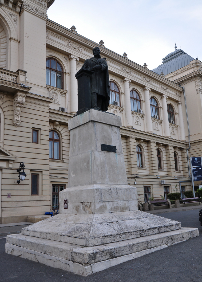Statuia lui Alexandru D. Xenopol - Municipiul Iaşi