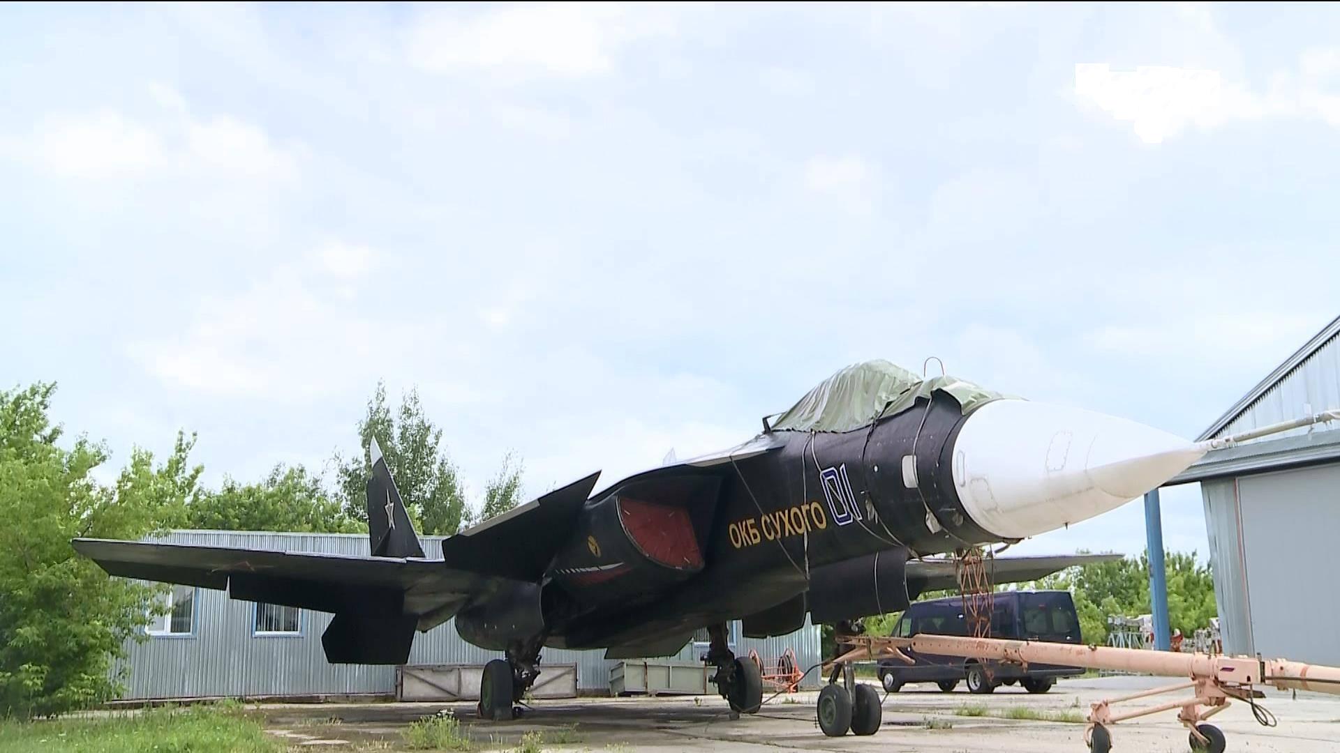 Sukhoi Su-47 - Zhukovsky