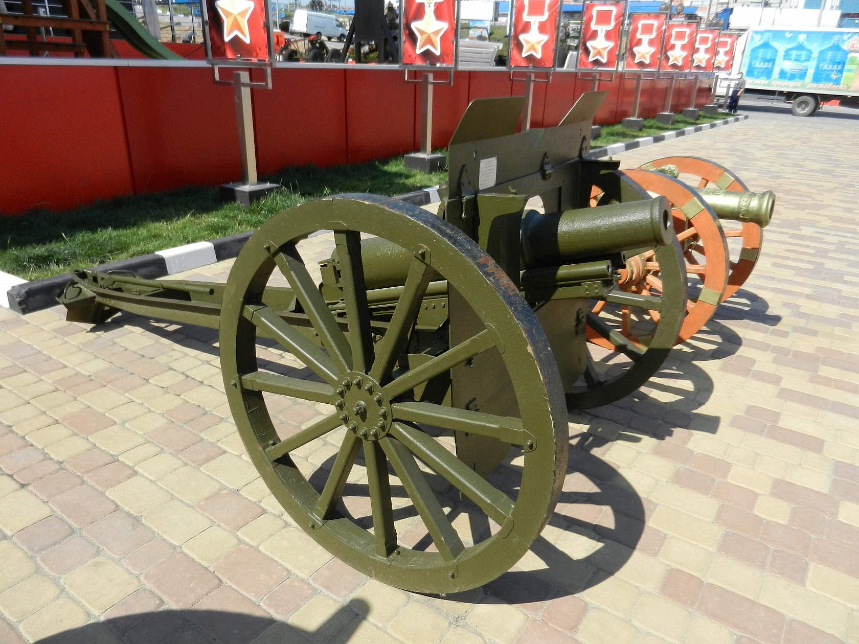 76 mm regimental gun M1927 - Kamensk-Shakhtinsky