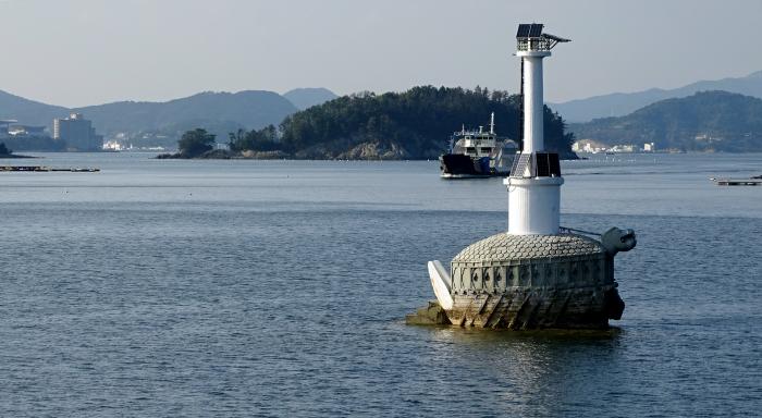 Turtleship Lighthouse