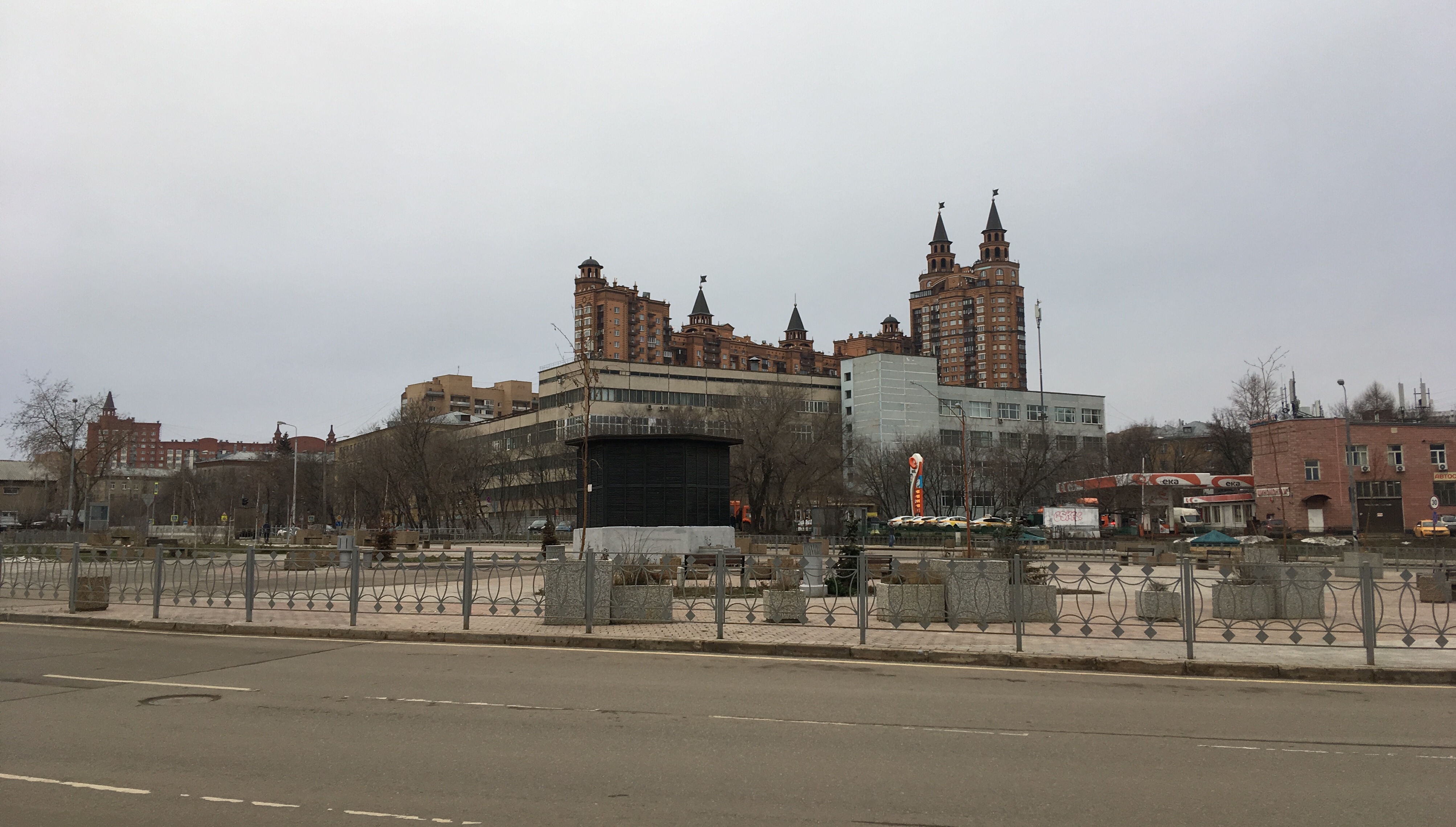 Ploshchad Marshala Ustinova - Moscow