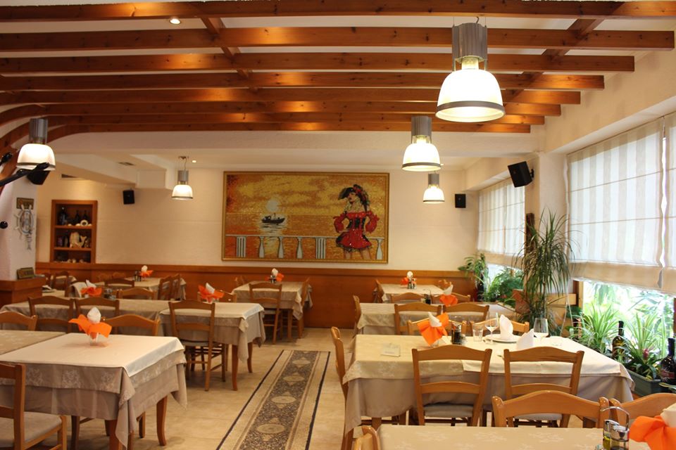 Grepi i Artë - Tirana