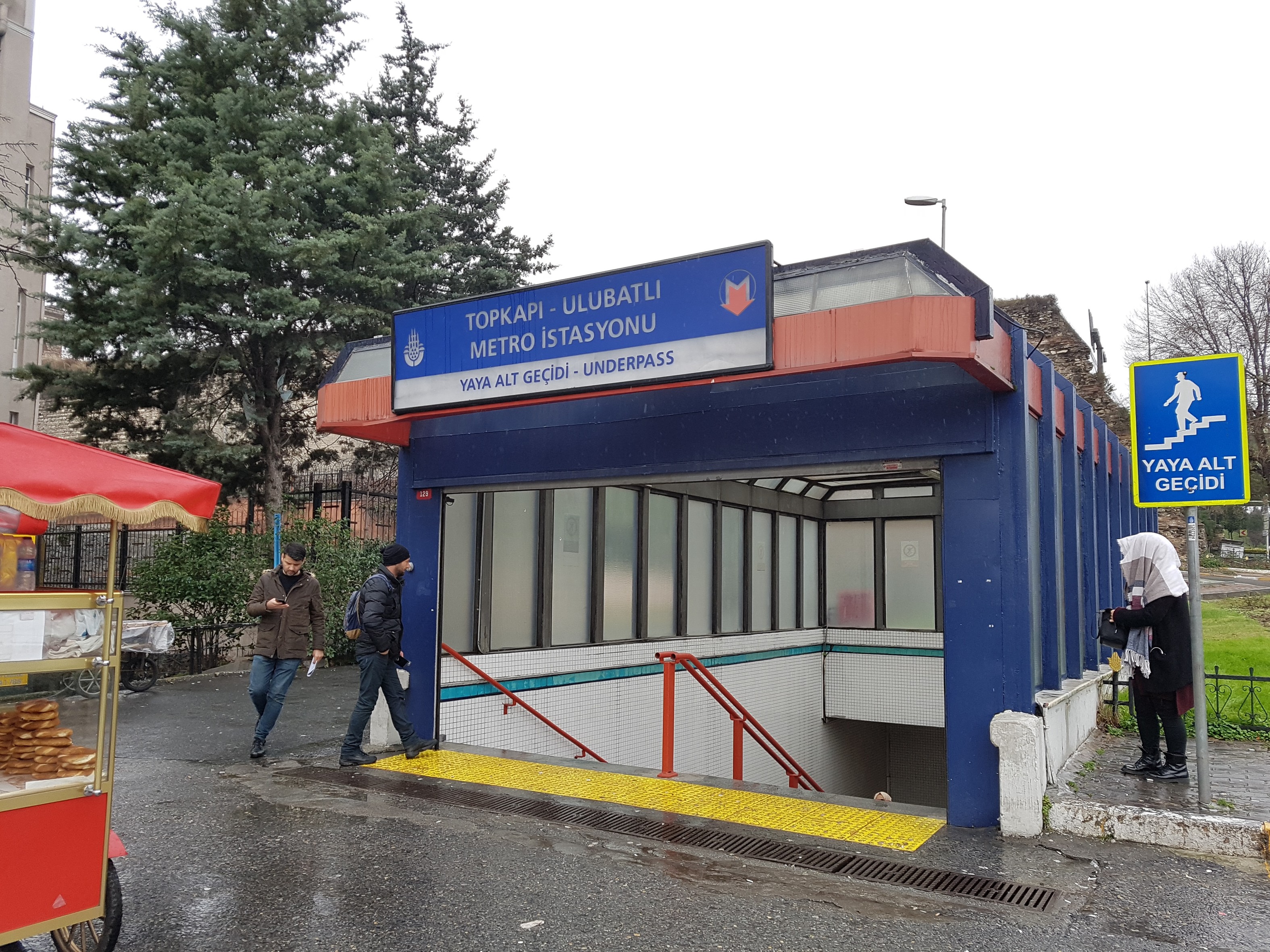 'Topkapı - Ulubatlı' Metro Station Entrance - Istanbul Metropolitan ...