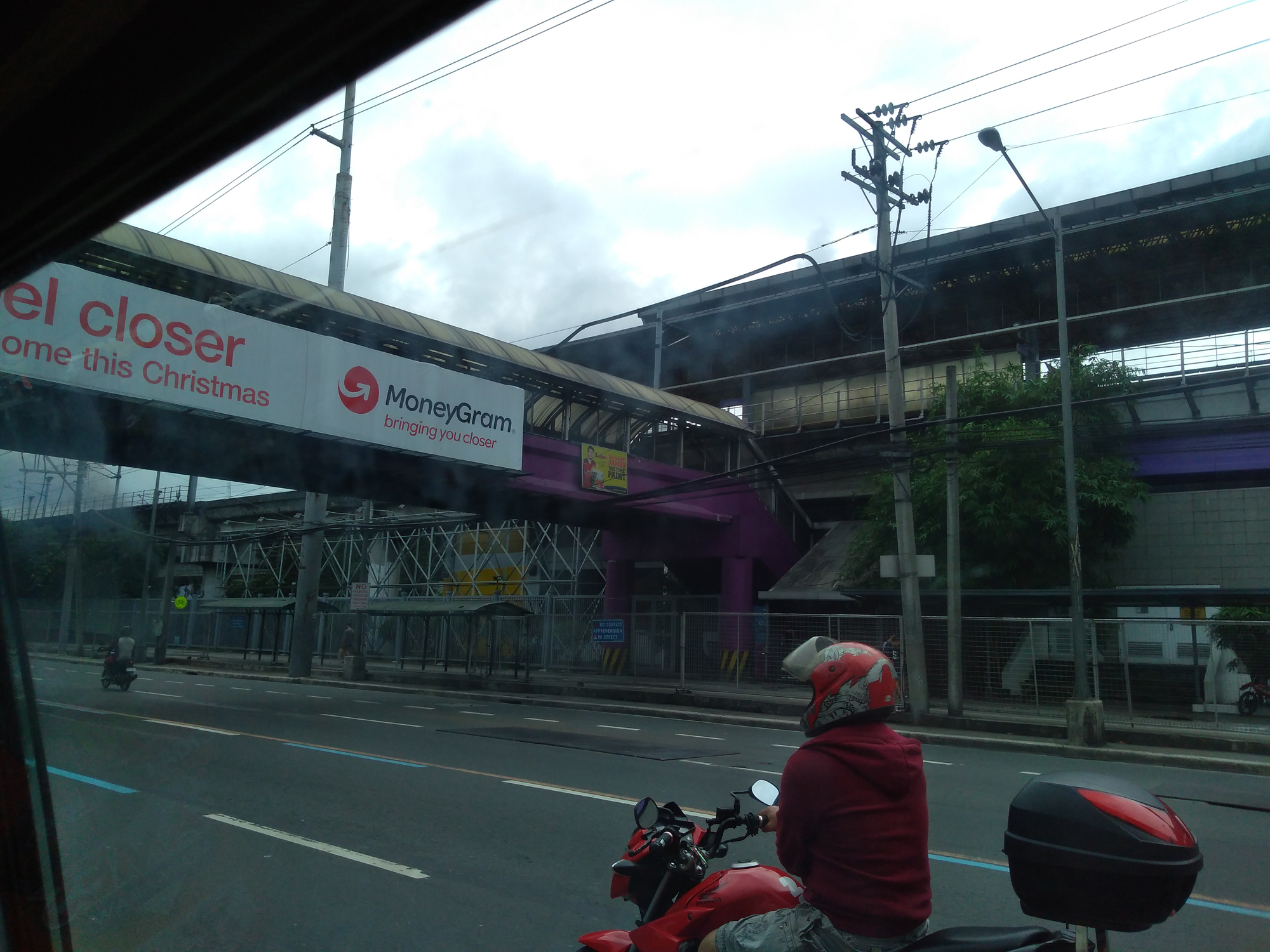 Santolan Station Footbridge - Pasig
