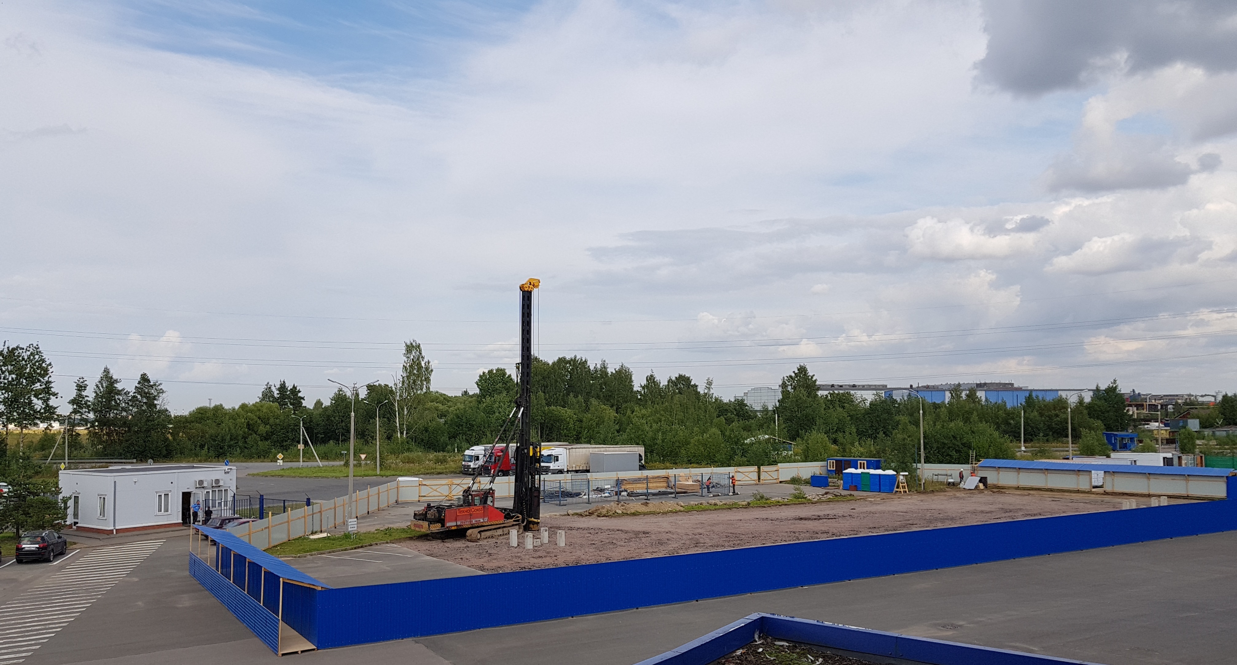 Construction of office and checkpoint building