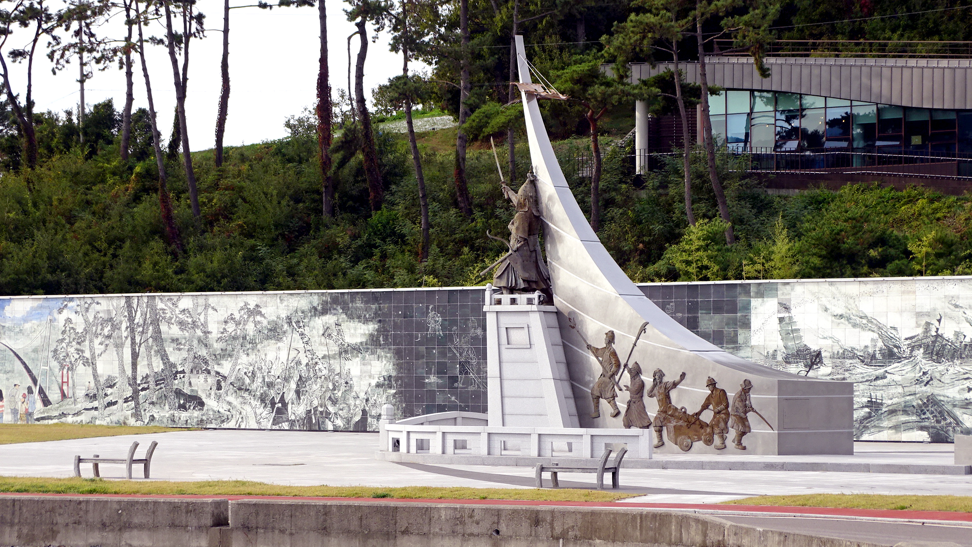 Yi Sun-sin Memorial Park Symbolic Sculpture of Yi Sun-sin Sculpture