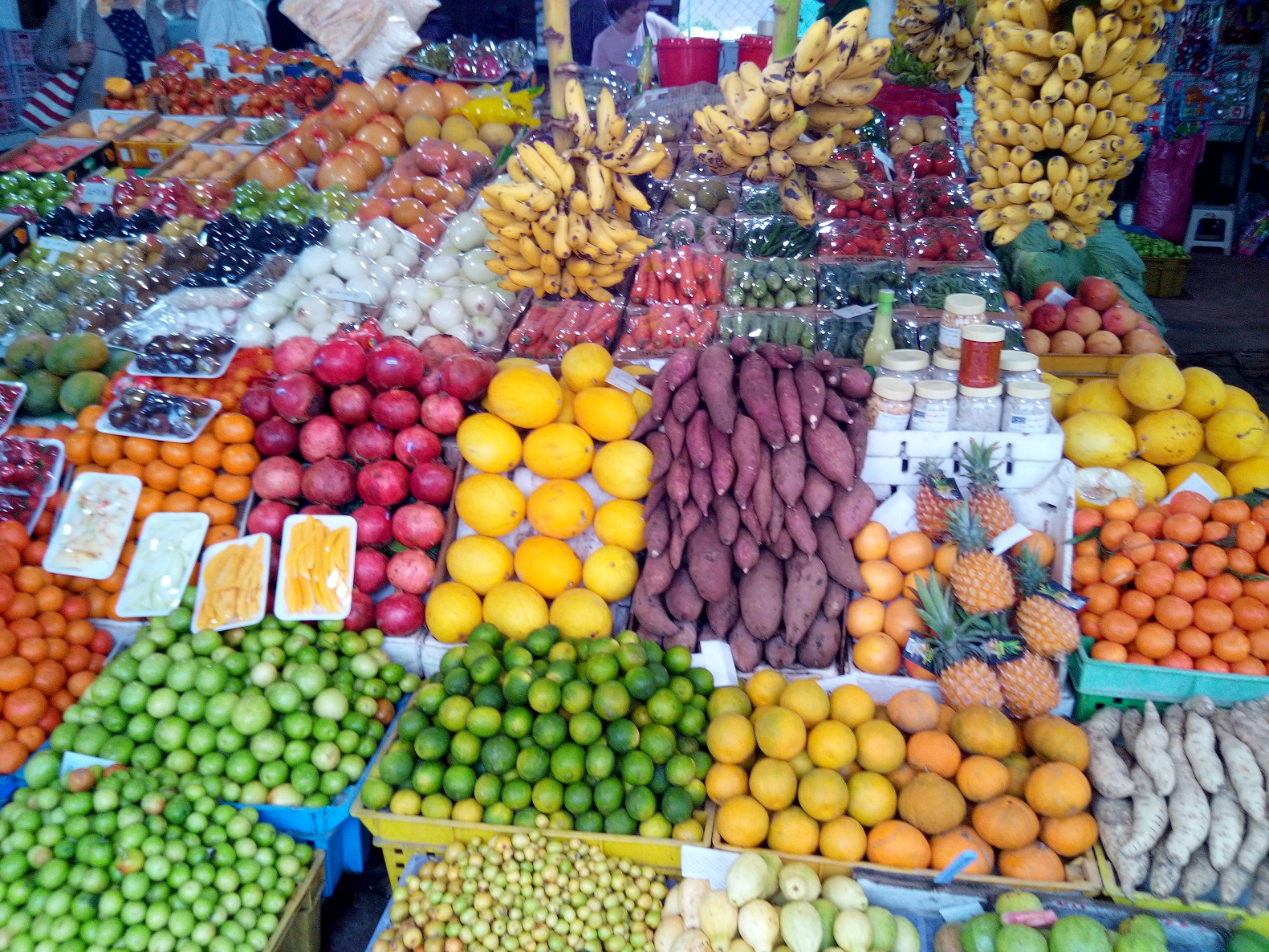 Friday Market (Souk Al JUMA) | store / shop, marketplace