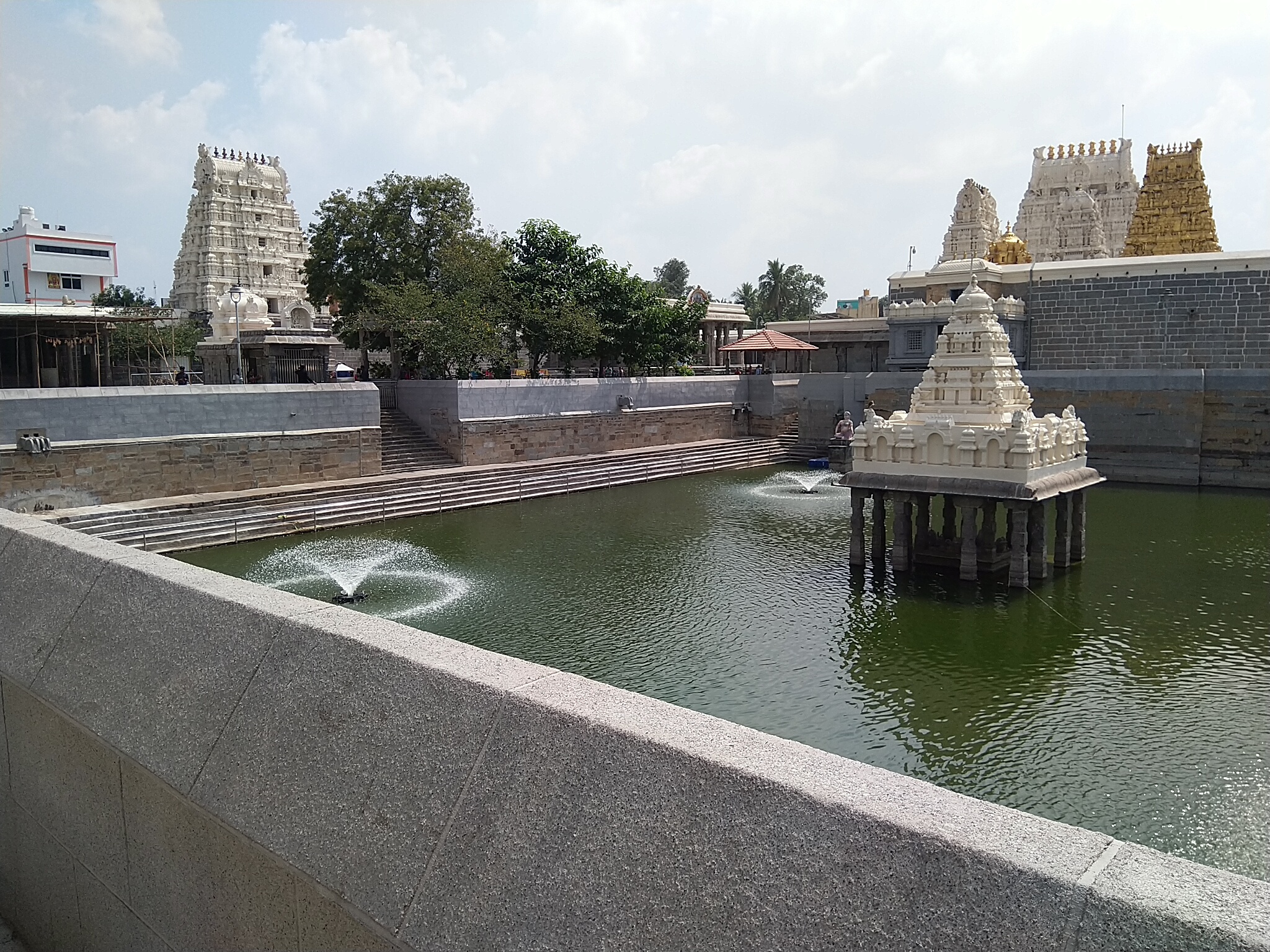 kanchipuram kovil theppa kulam - Kanchipuram
