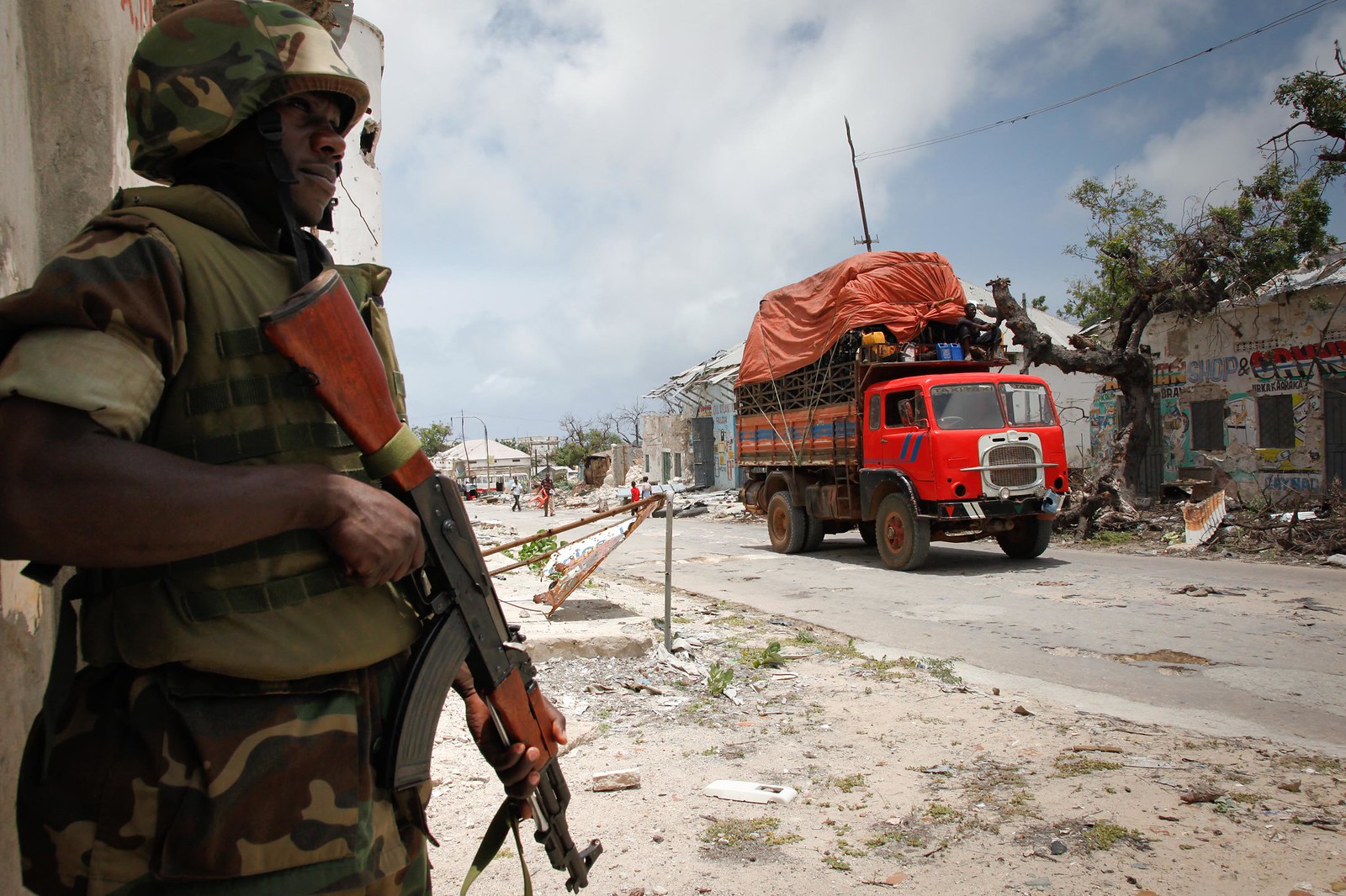 Suuqa Bakaaraha - Могадишо