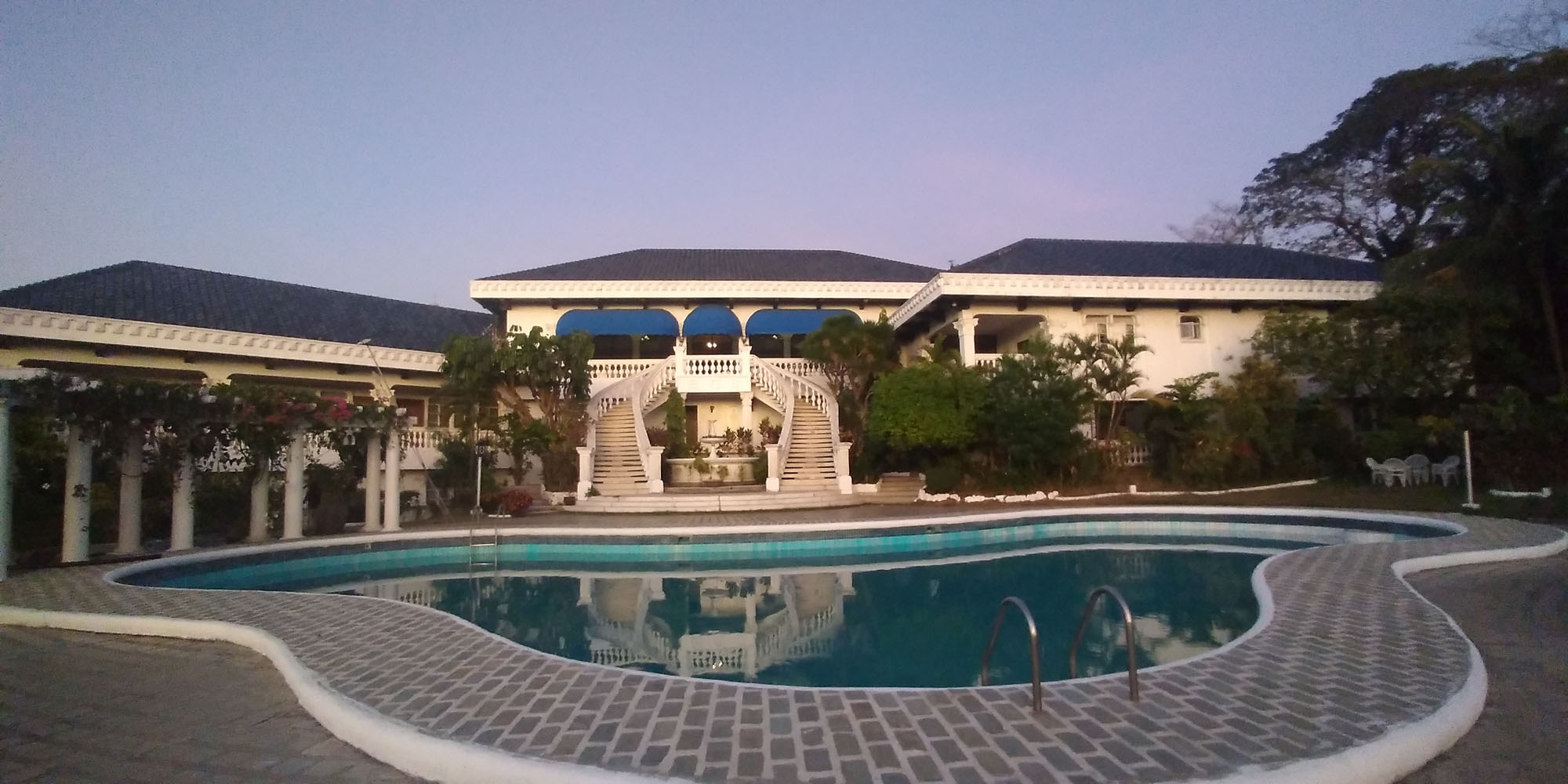 Blue Mansion - Antipolo