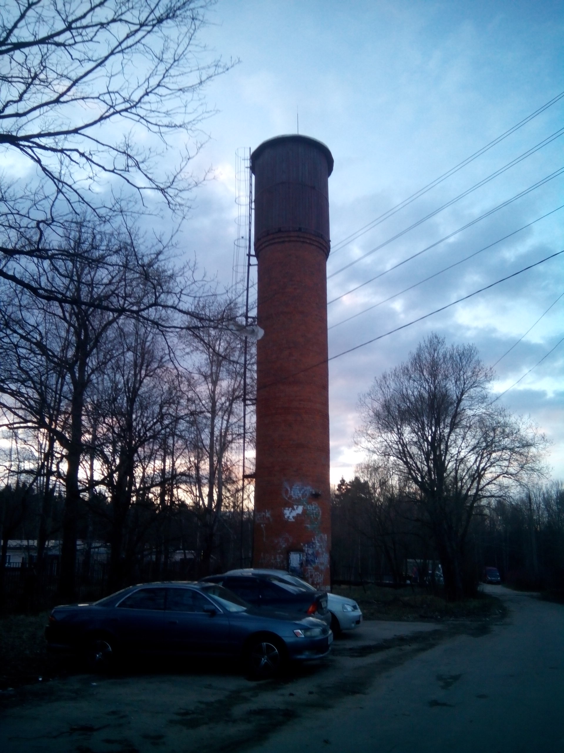 Water tower - Посёлок Дедовской школы-интерната