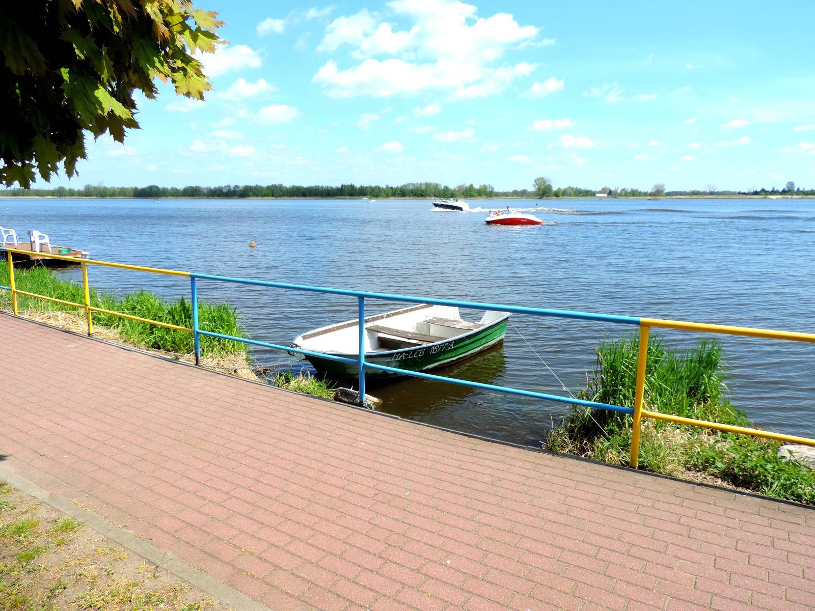 Bulwar Nadnarwiański