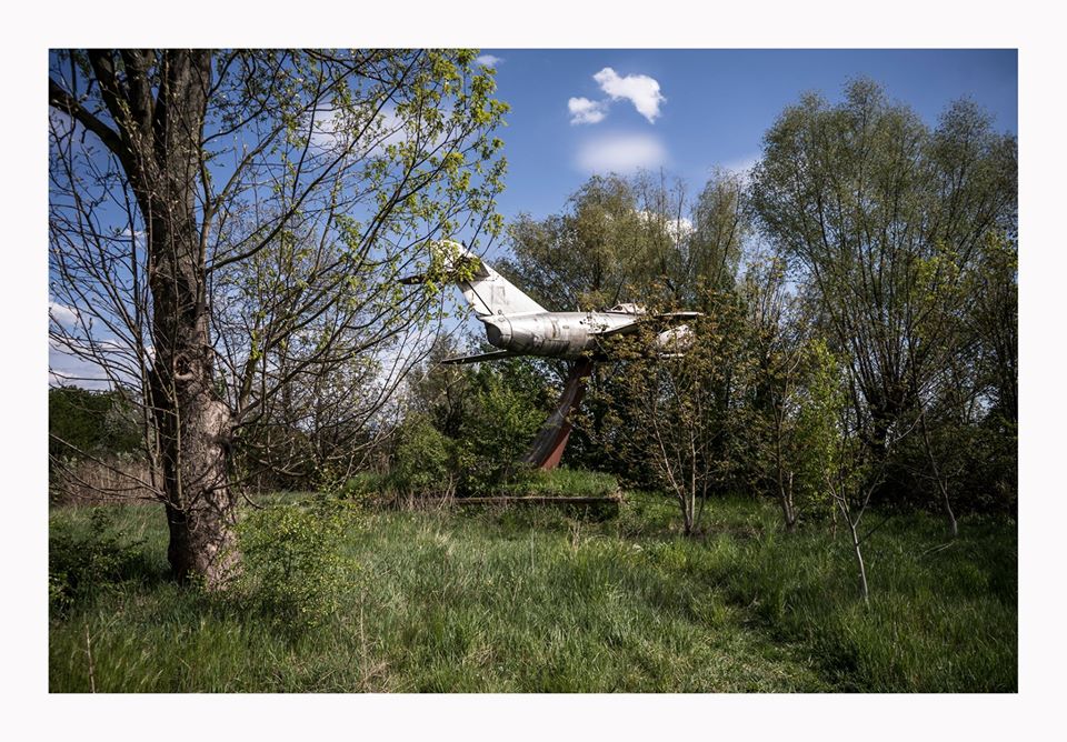 Lim-2 - Skierniewice | miejsce pamięci, samolot/helikopter wystawa