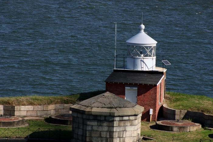 Battery Weed (Fort Richmond)
