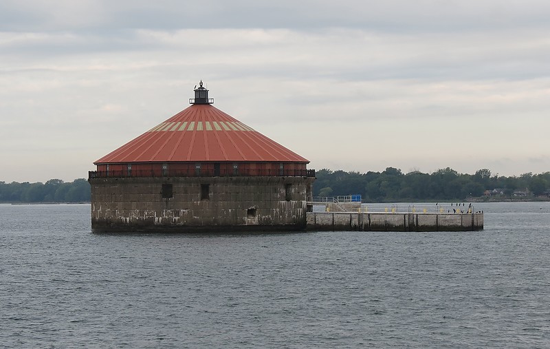 Buffalo Water Intake Crib - Buffalo, New York
