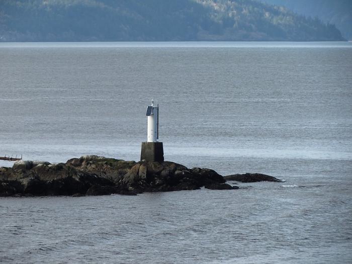 Vancouver / Tyee Point light