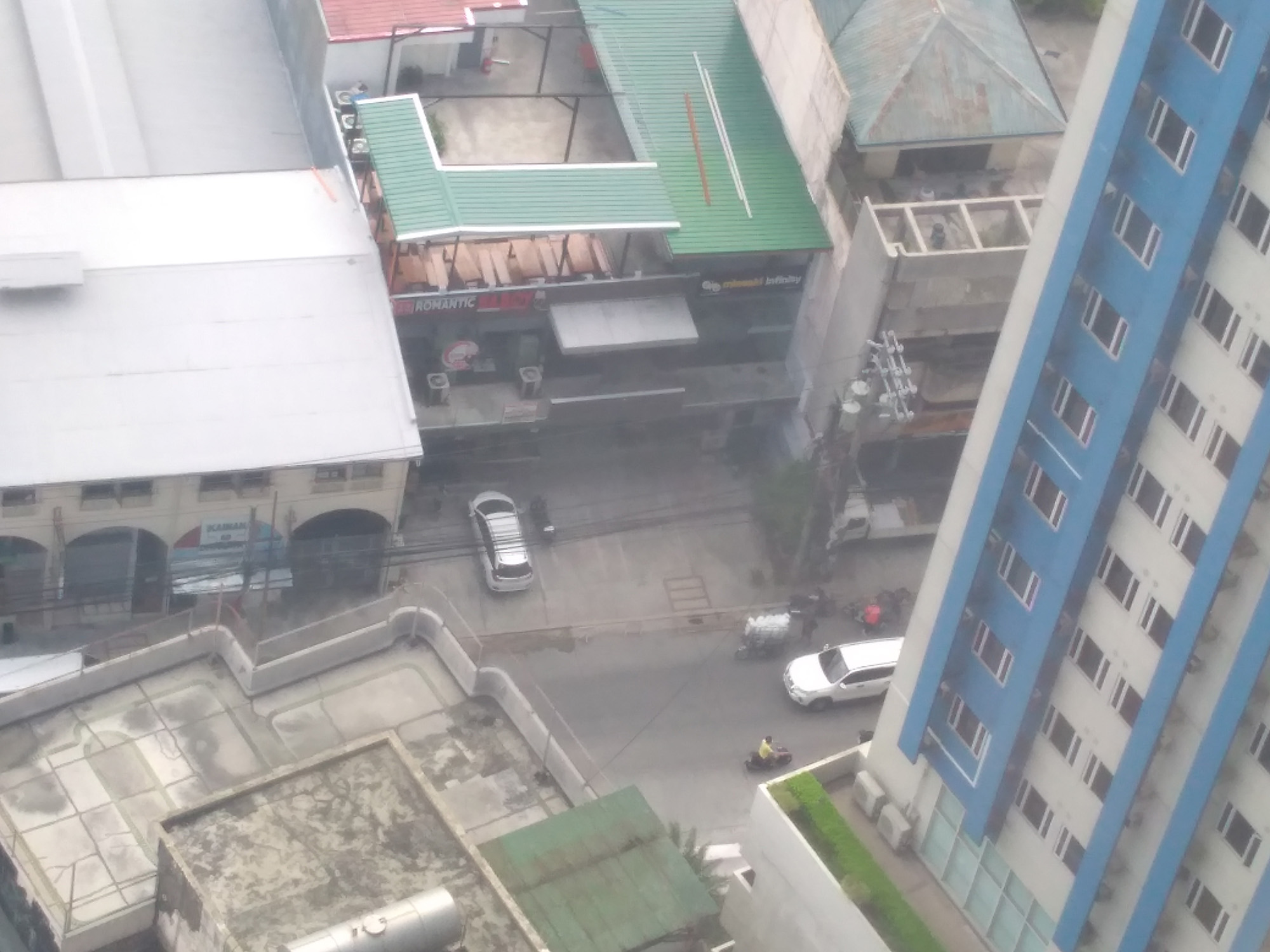The Hub Mayon - Quezon City