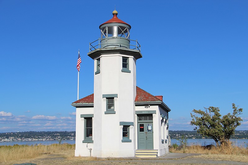 Point Robinson Light