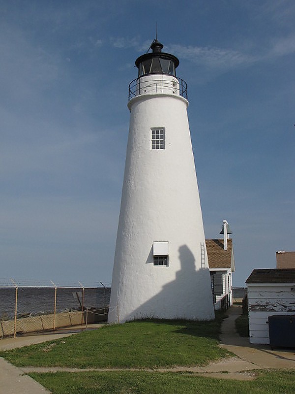 Cove Point Lighthouse