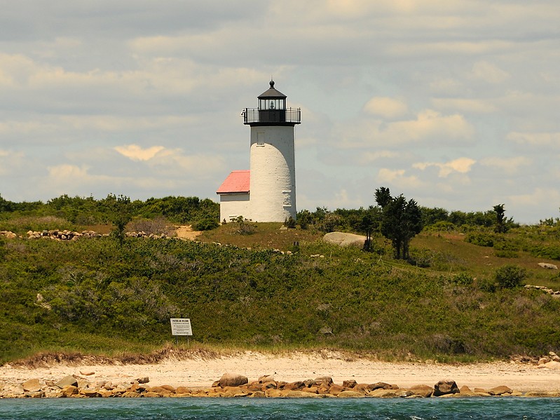 Tarpaulin Cove Light
