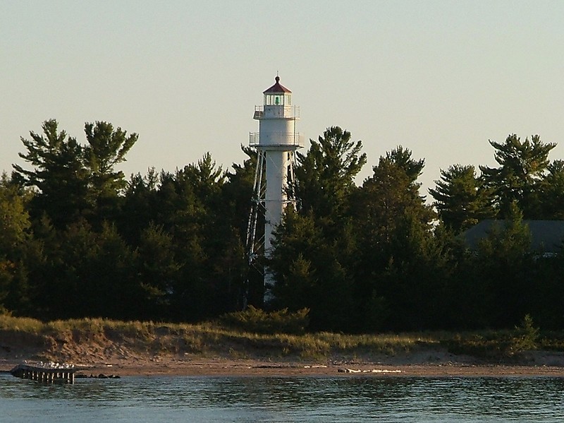 La Pointe Light | lighthouse