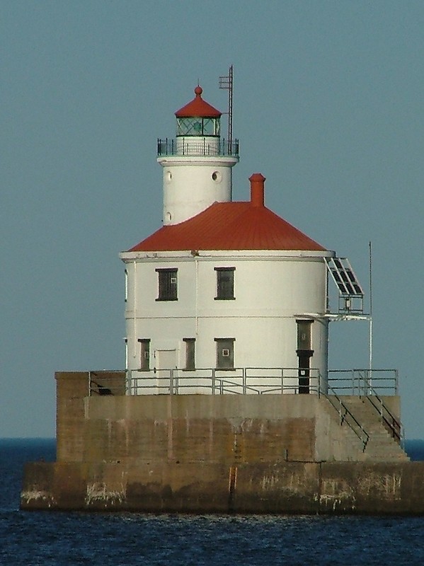 Superior Entry Lighthouse