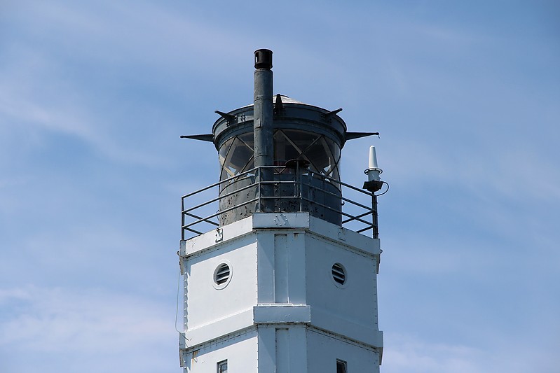 Grays Reef Lighthouse | foghorn