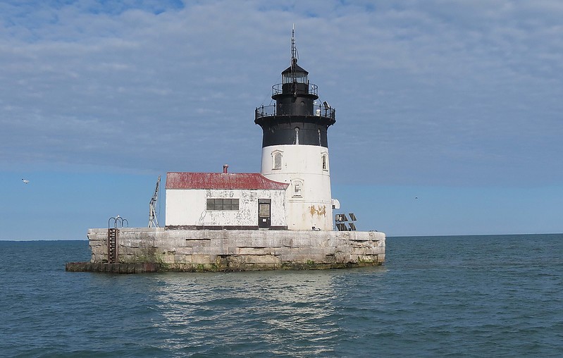 Detroit River Lighthouse