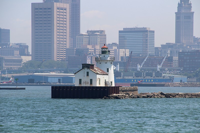 Cleveland Harbor Lighthouse