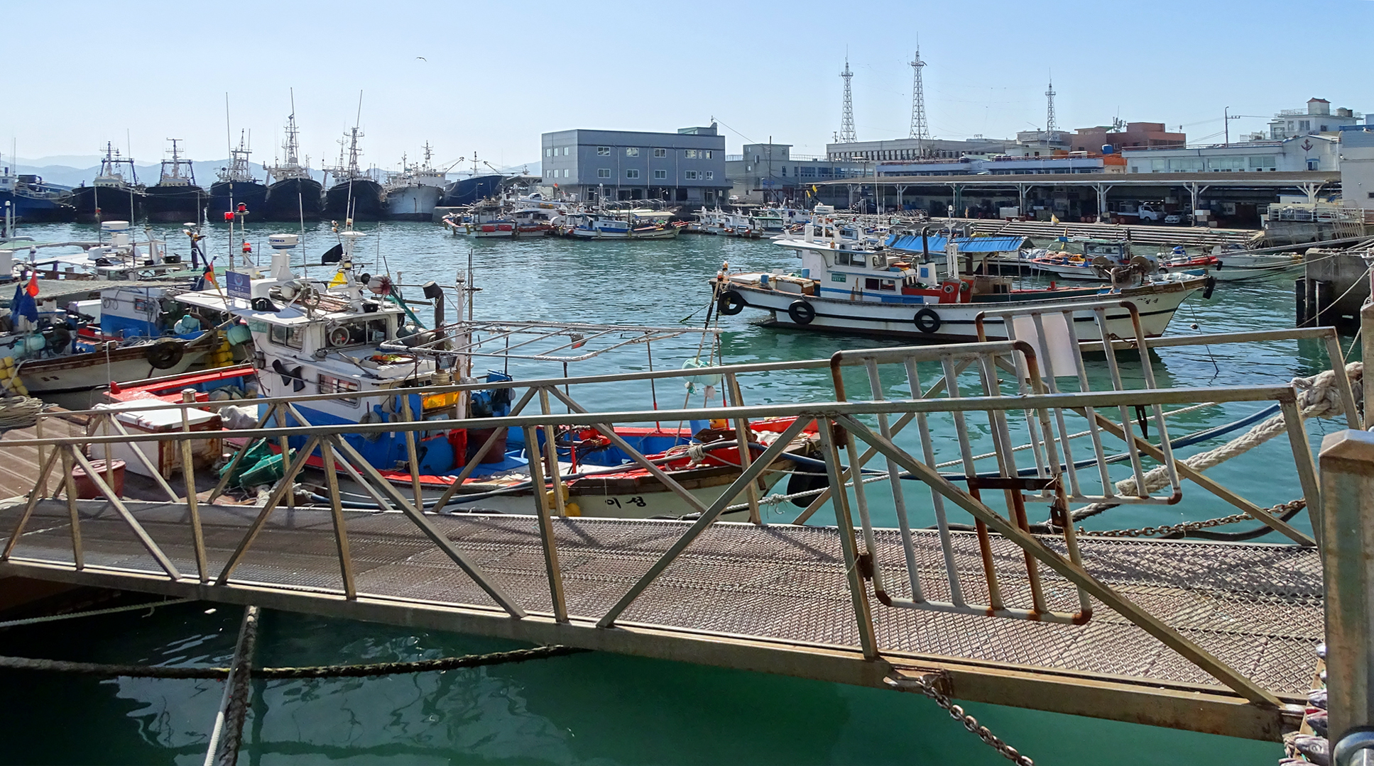 Samcheonpo Harbor - Sacheon