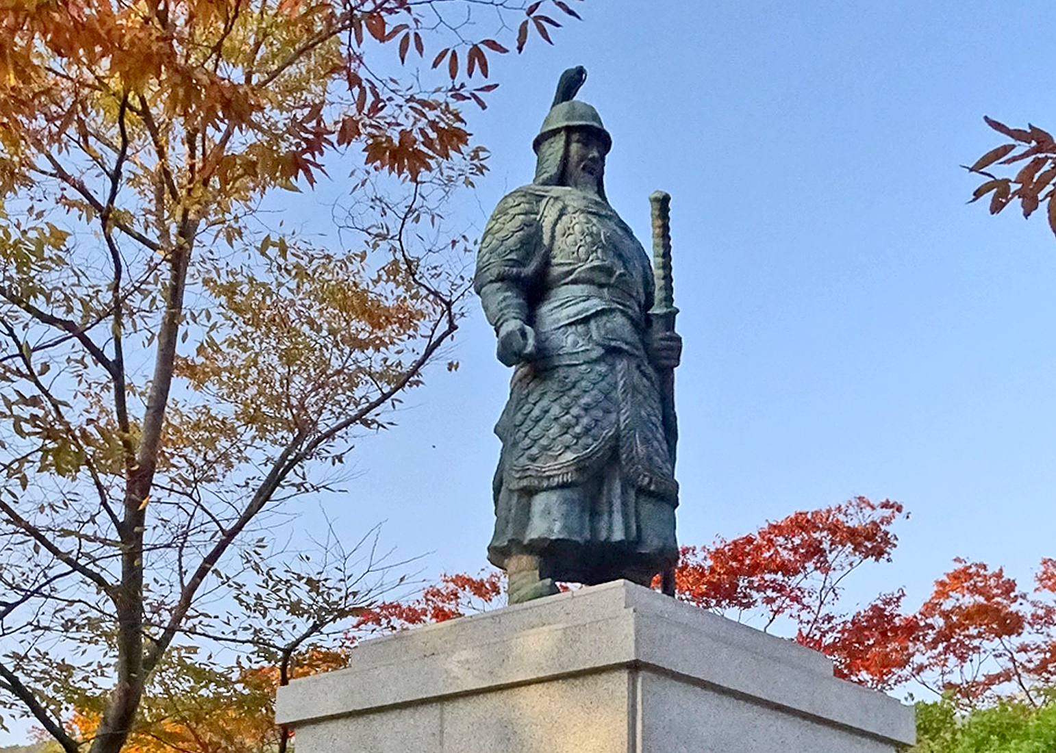 Yi Sun-sin Statue