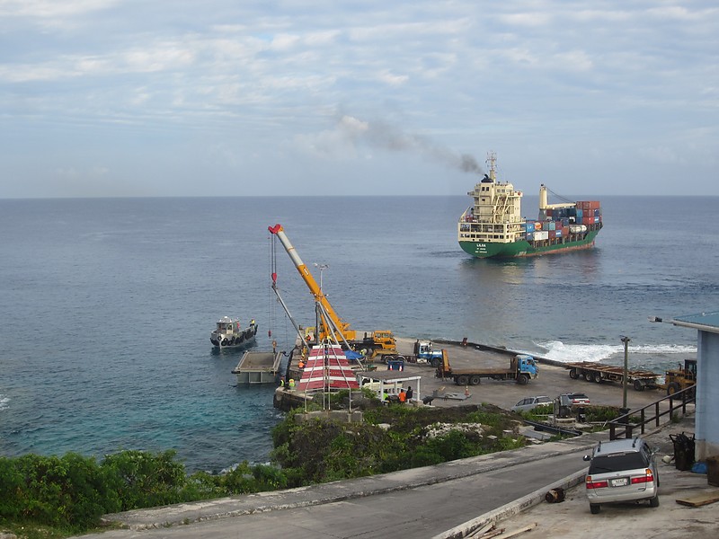 Sir Roberts Wharf | dock (maritime)
