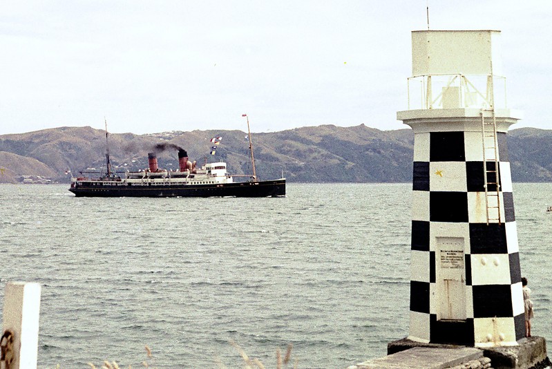 Point Halswell Lighthouse