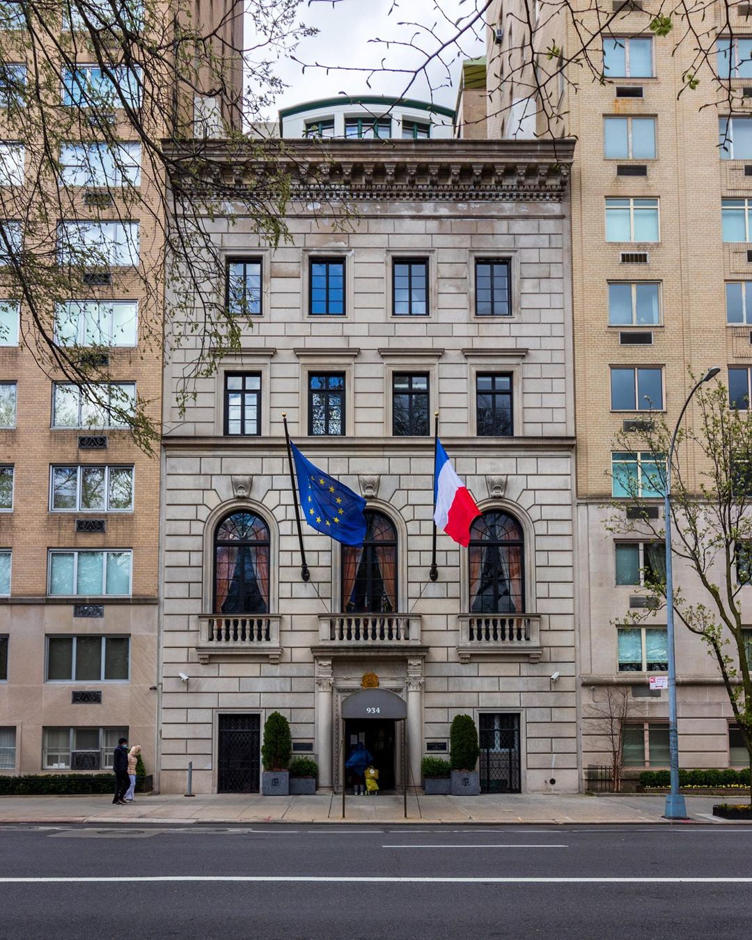 Offices of the Consul-General of the Republic of France in New York ...