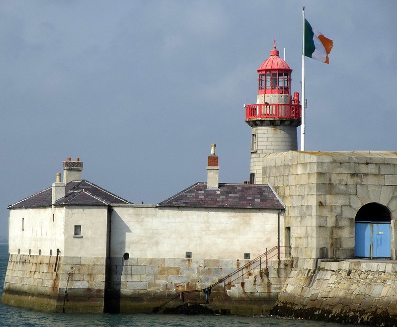 Dun Laoghaire east lighthouse - Dublin