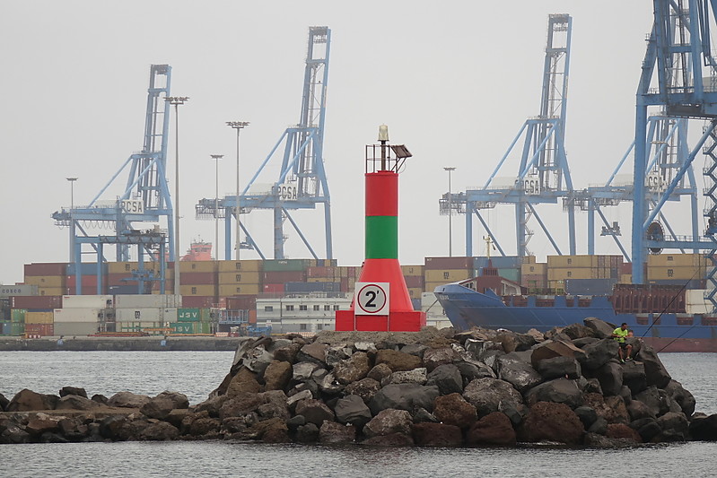 Outer breakwater Head - Las Palmas de Gran Canaria