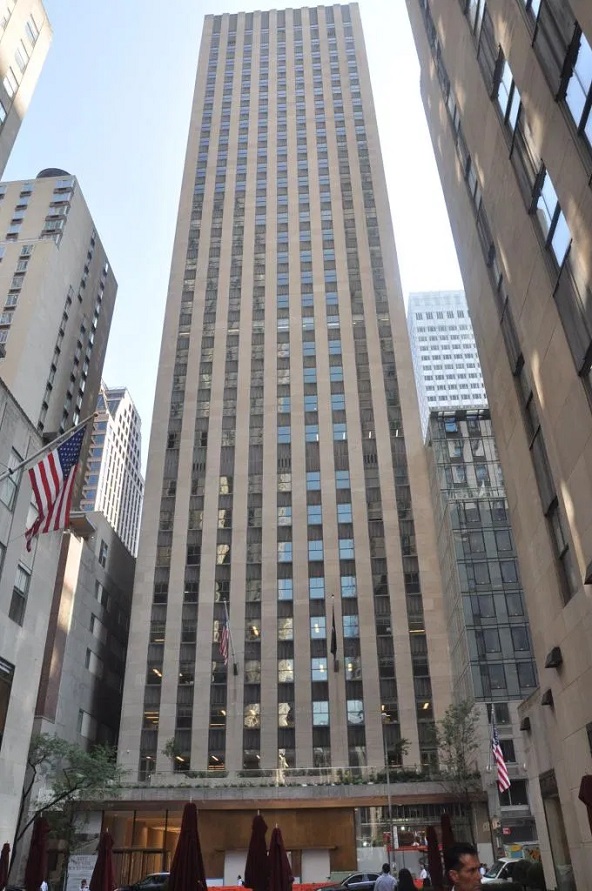 75 Rockefeller Plaza