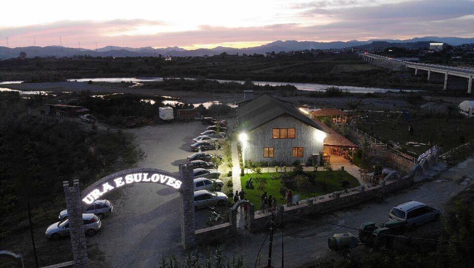Taverna "Ura e Sulovës"
