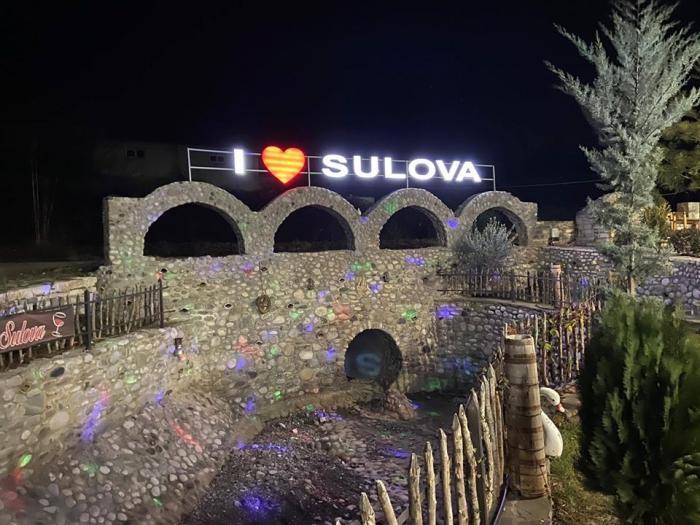 Taverna "Ura e Sulovës"