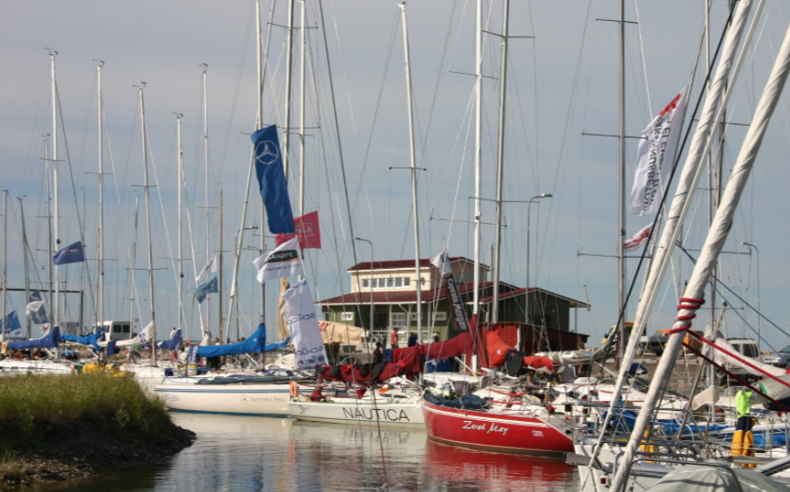 Der Hafen Sõru - Sõru