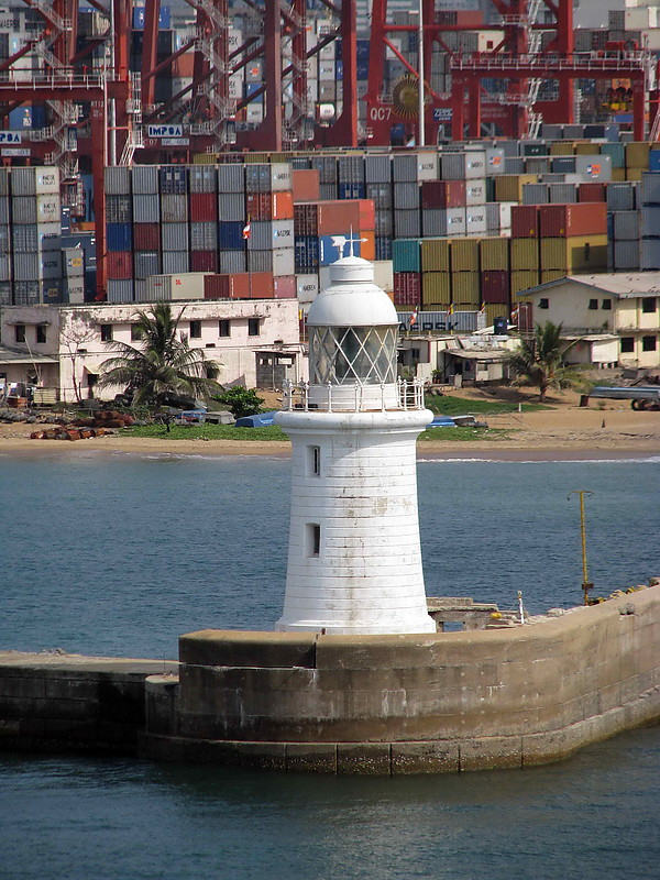Colombo Southwest Breakwater Lighthouse - Colombo