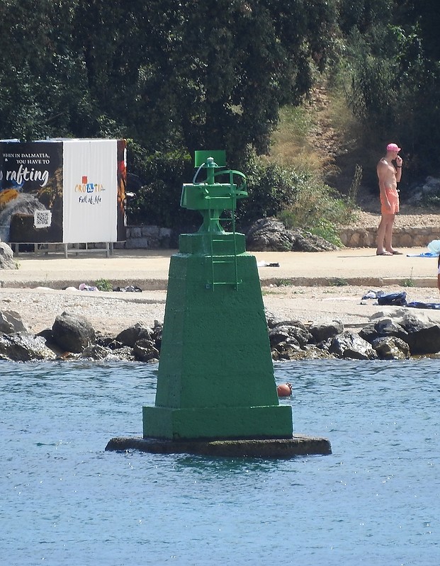 Gruž Harbour Cape Kantafig light