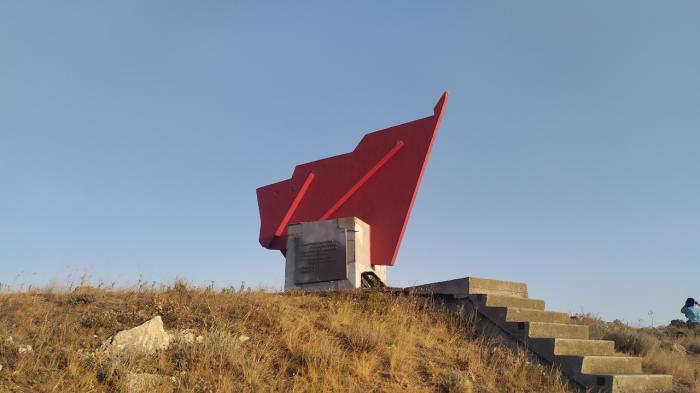 Red Flag Monument - Kerch | place with historical importance, war ...