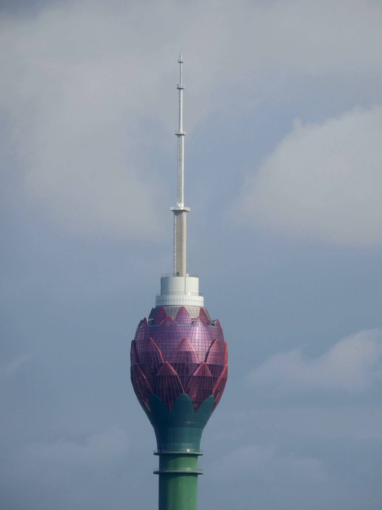 Colombo Lotus Tower - Colombo