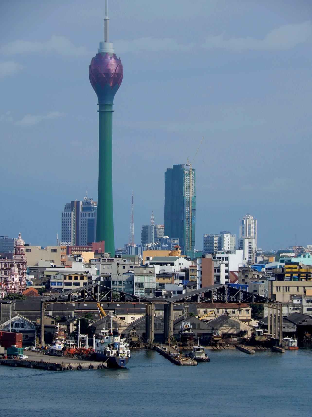 Colombo Lotus Tower - Colombo