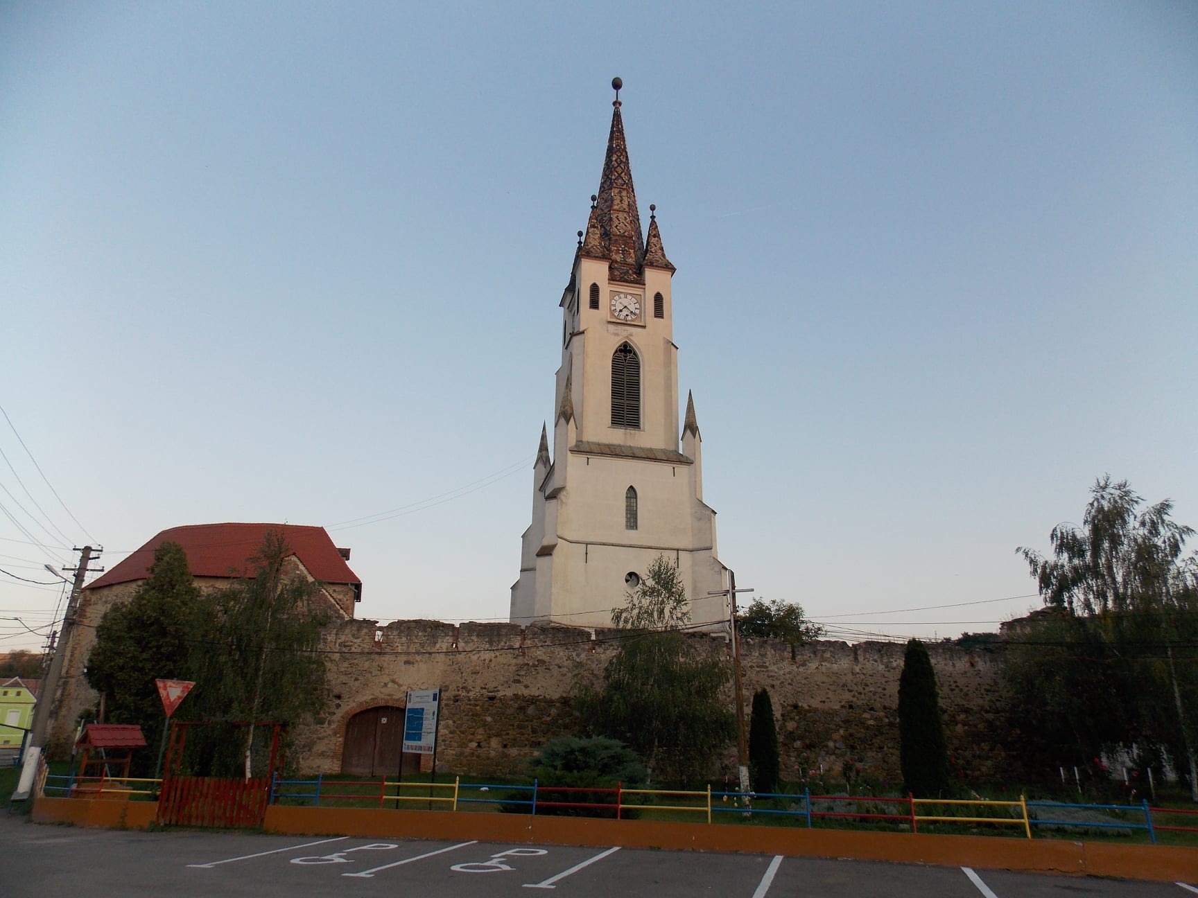 Cetatea Greavilor - Donjonul romanic - Gârbova