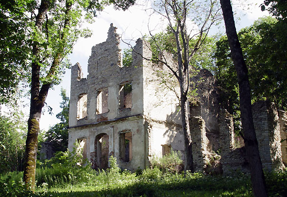 Uugla Manor | interesting place